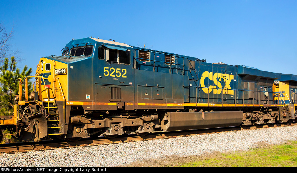 CSX 5252